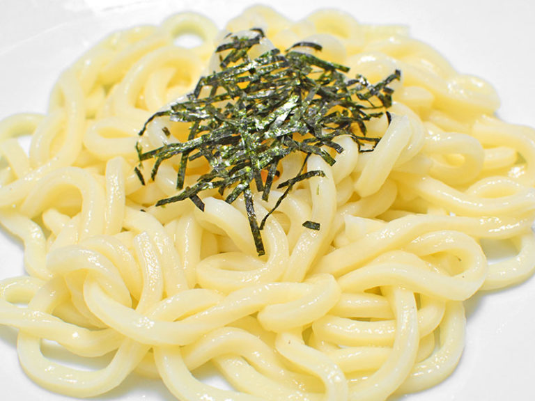 業務スーパーの『冷凍讃岐うどん 大盛』はどうなの？ 5食袋の風味・コシ・コスパをチェックしてみた | mitok[ミトク]